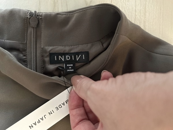 Yahoo!オークション - 新品INDIVI インディヴィ大きいサイズ42（44...