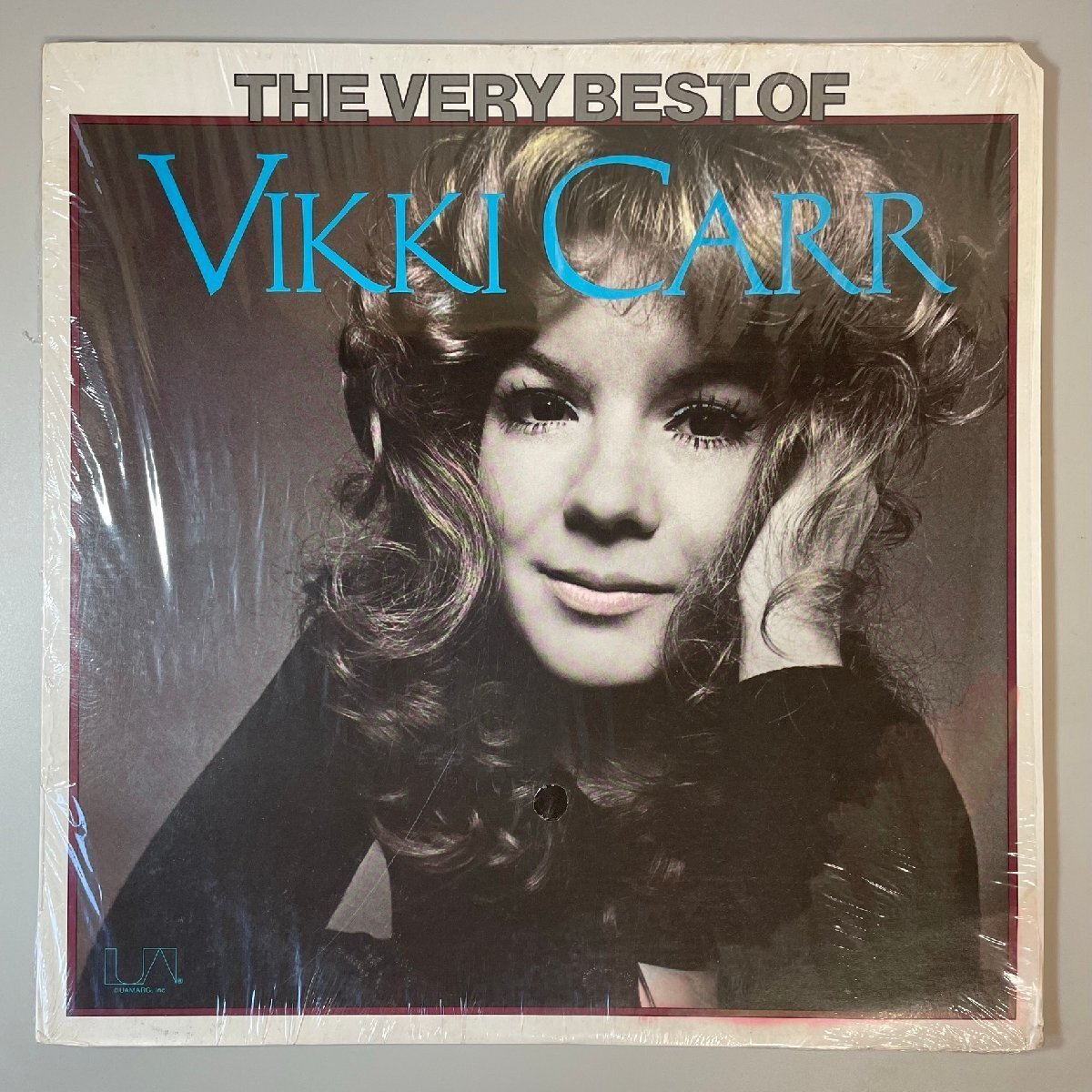 Yahoo!オークション - 28338 Vikki Carr/The Best Of Vikki Carr シュ...