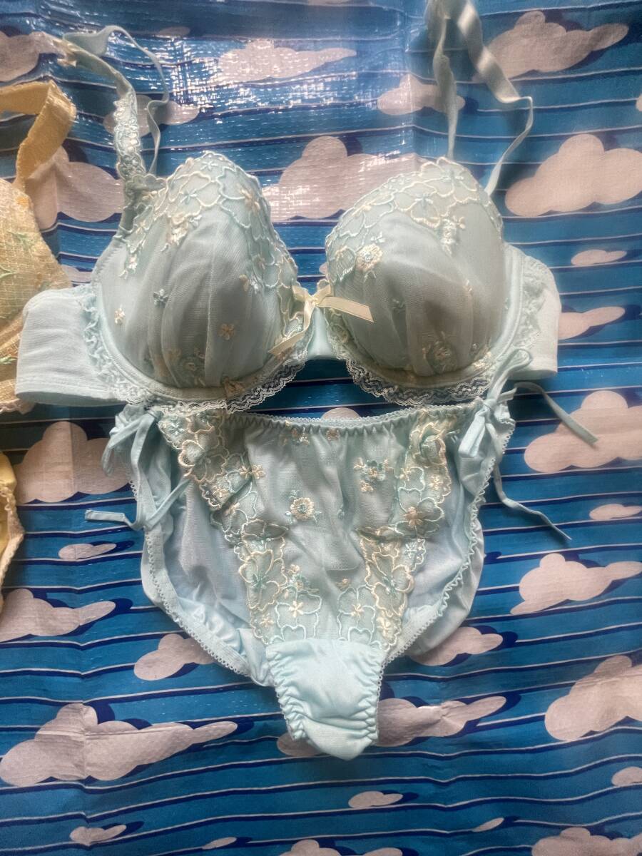 Yahoo!オークション - ブラジャー C75 ショーツ1