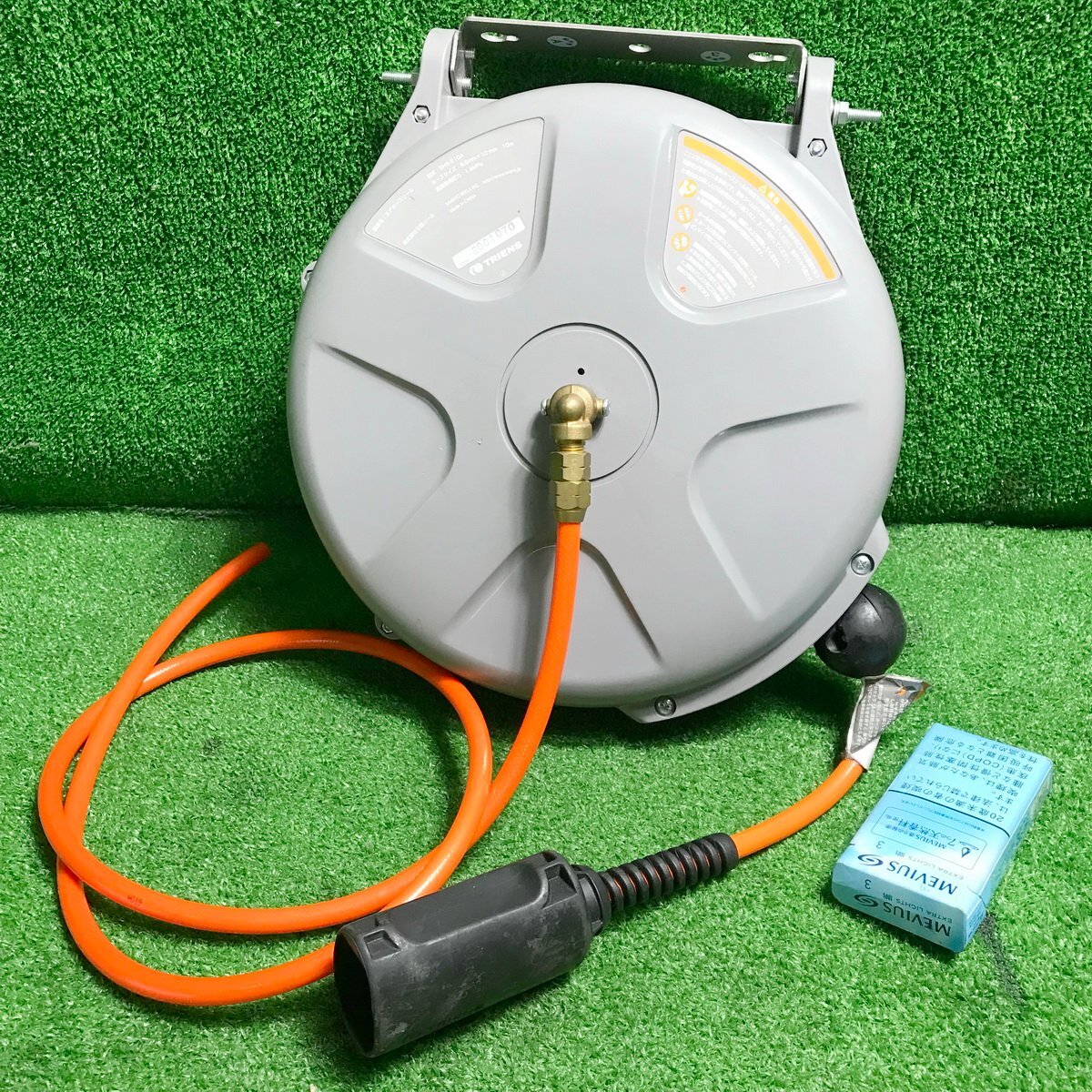 Yahoo!オークション - プ飯m857 三協リール 吊り下げ式 自動巻き取りエ...