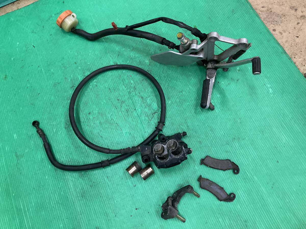 Yahoo!オークション - 80 A2【VFR400R NC30】リアブレーキ キャリパー ...