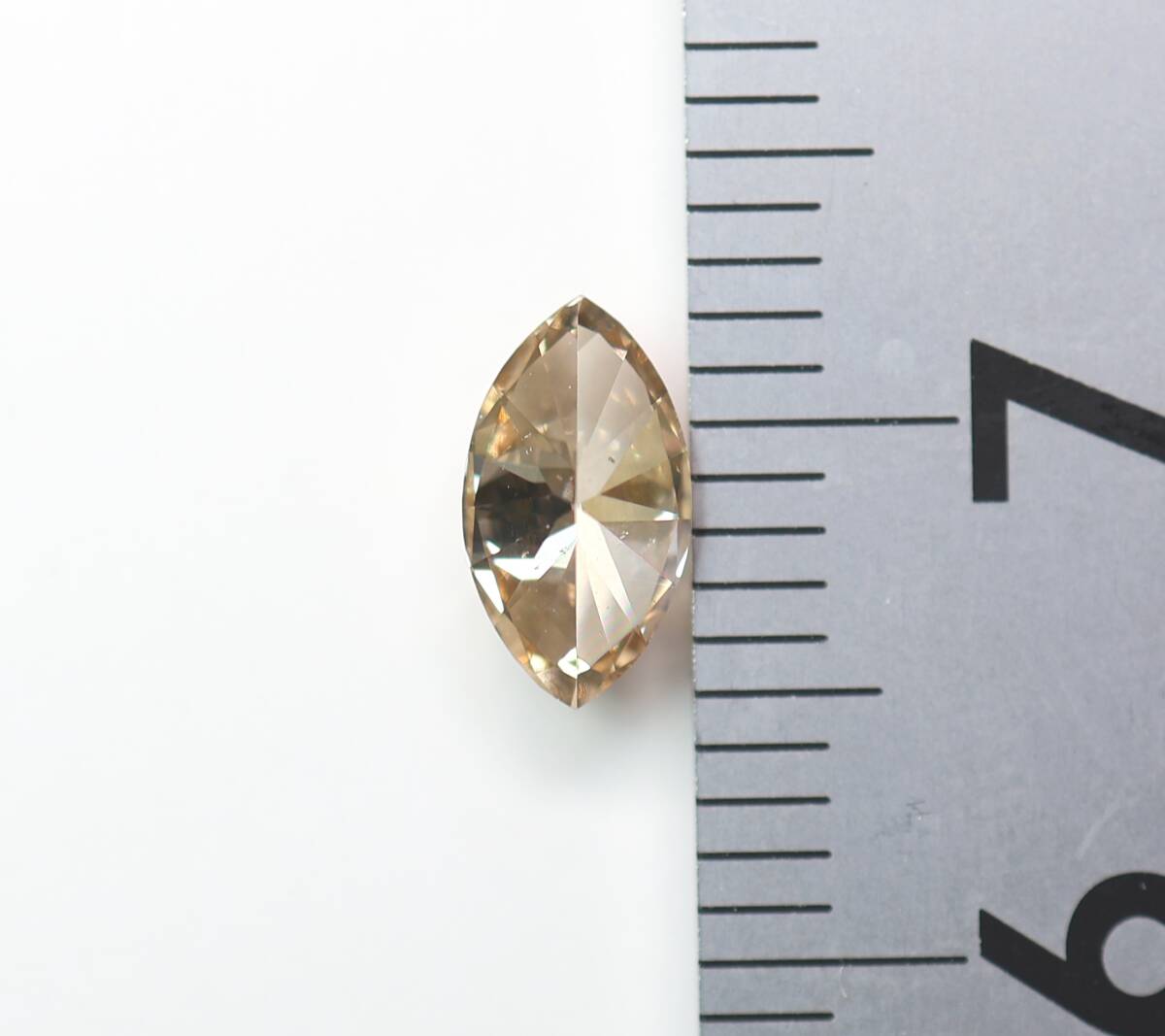 Yahoo!オークション - 【100円～】0.600ct 天然ダイヤ Fancy Brown (ナ...