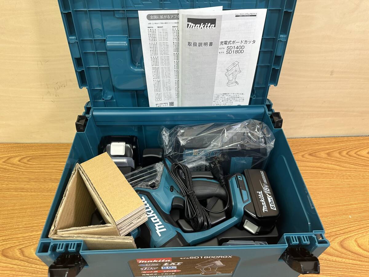 Yahoo!オークション - 新品 makita 充電式ボードカッタ 18V 6.0Ah SD18...