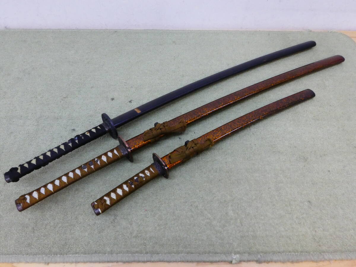 103-J59 現状品 模造刀 3本セット まとめ売り 詳細不明(模造刀)｜売買されたオークション情報、yahooの商品情報をアーカイブ公開 - オークファン（aucfan.com）