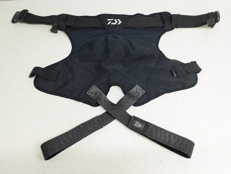 Yahoo!オークション - DAIWA ダイワ UTヒップガード DA-1204 中古