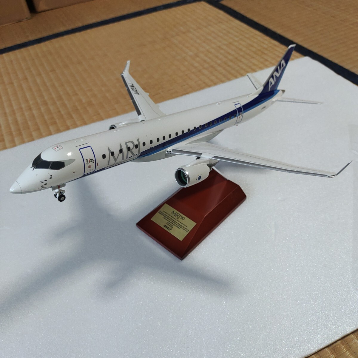 Yahoo!オークション - MRJ全長36センチ