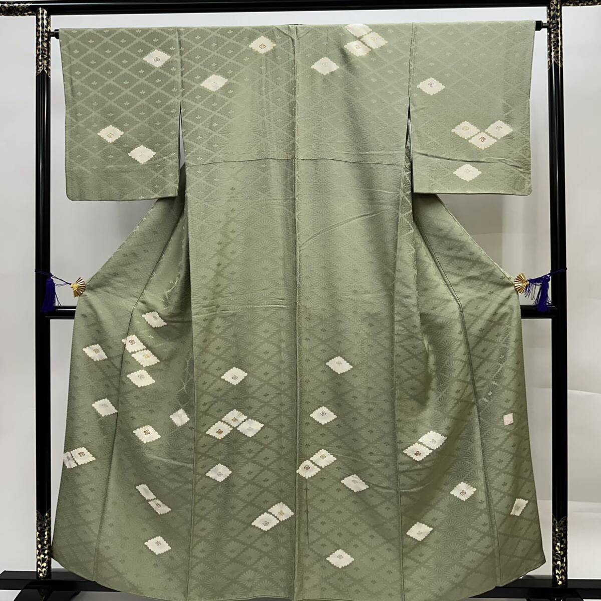 Yahoo!オークション - 【七福】c249 付け下げ 袷 着物 暗紋 紋意匠 正...