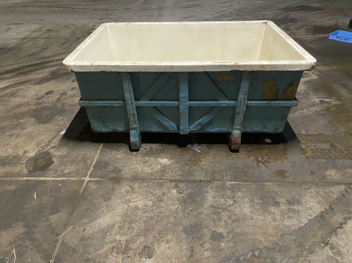 FRP水槽 1000L 引き取り限定 大型水槽 飼育 水産 貯水槽 農業(180cm～)｜売買されたオークション情報、yahooの商品情報をアーカイブ公開 - オークファン（aucfan.com）