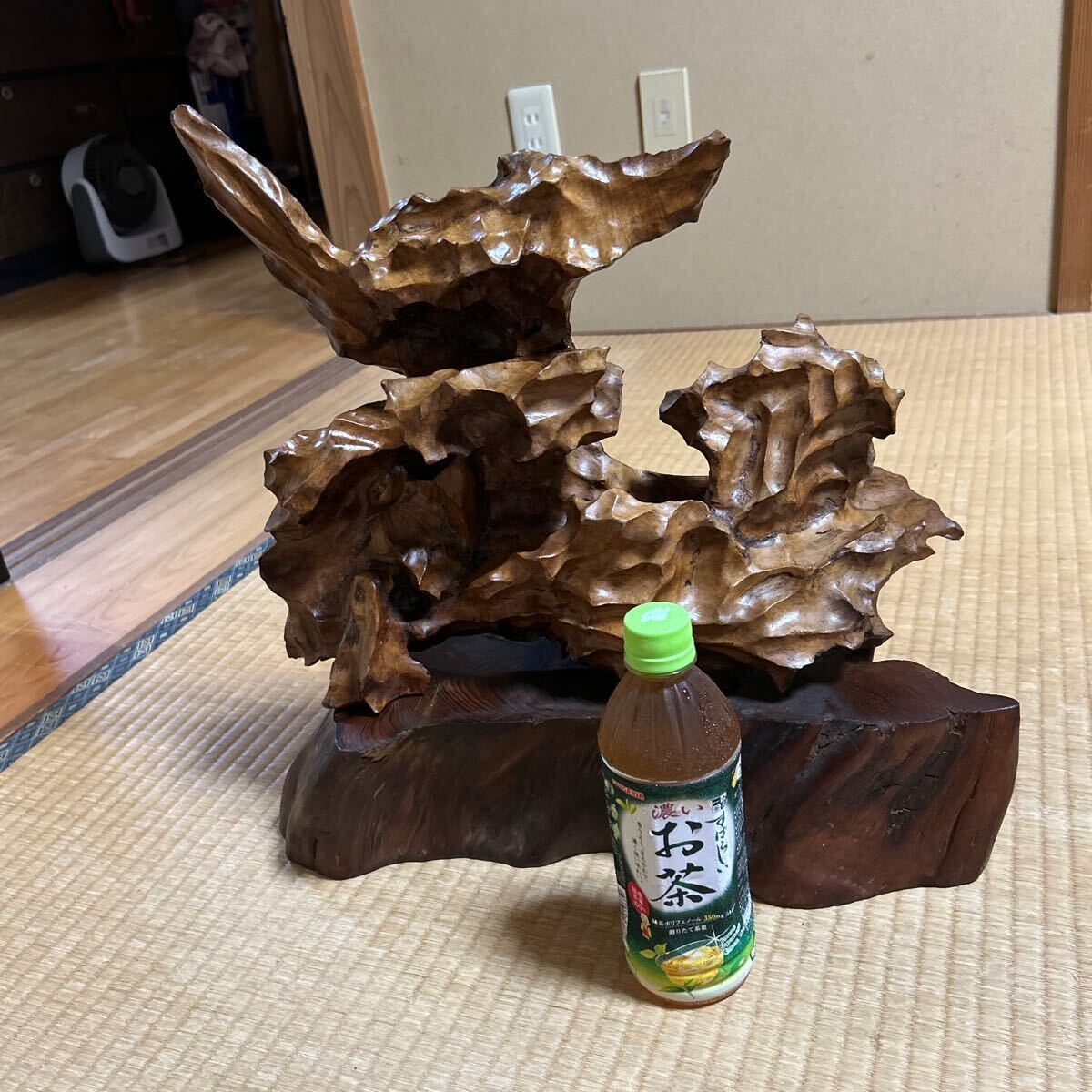 屋久杉 置き台 2点 4.6kg(木工、竹工芸)｜売買されたオークション情報、yahooの商品情報をアーカイブ公開 - オークファン（aucfan.com）