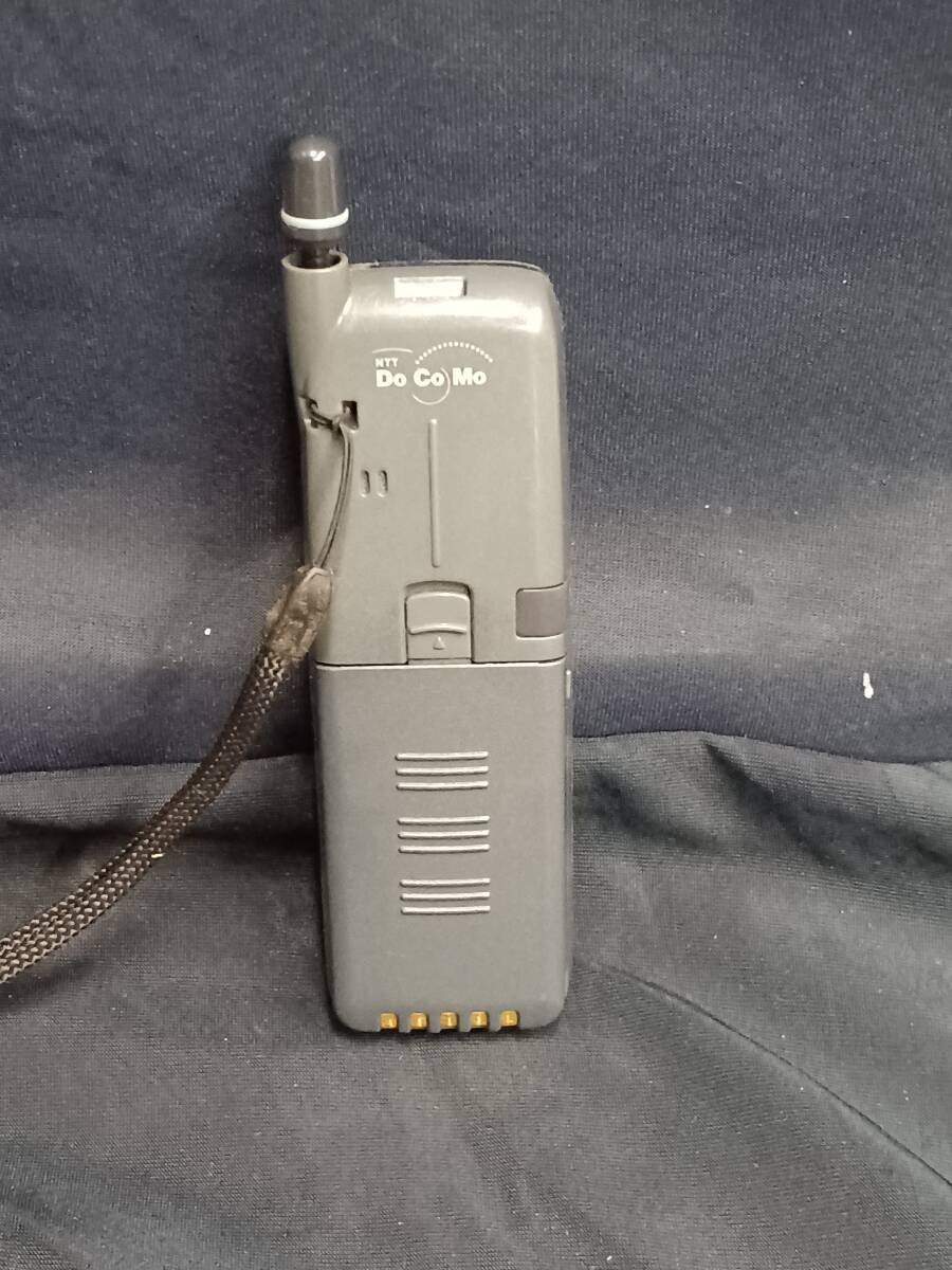 Yahoo!オークション - NTT docomo D203 ビンテージ携帯電話 本体のみ ...