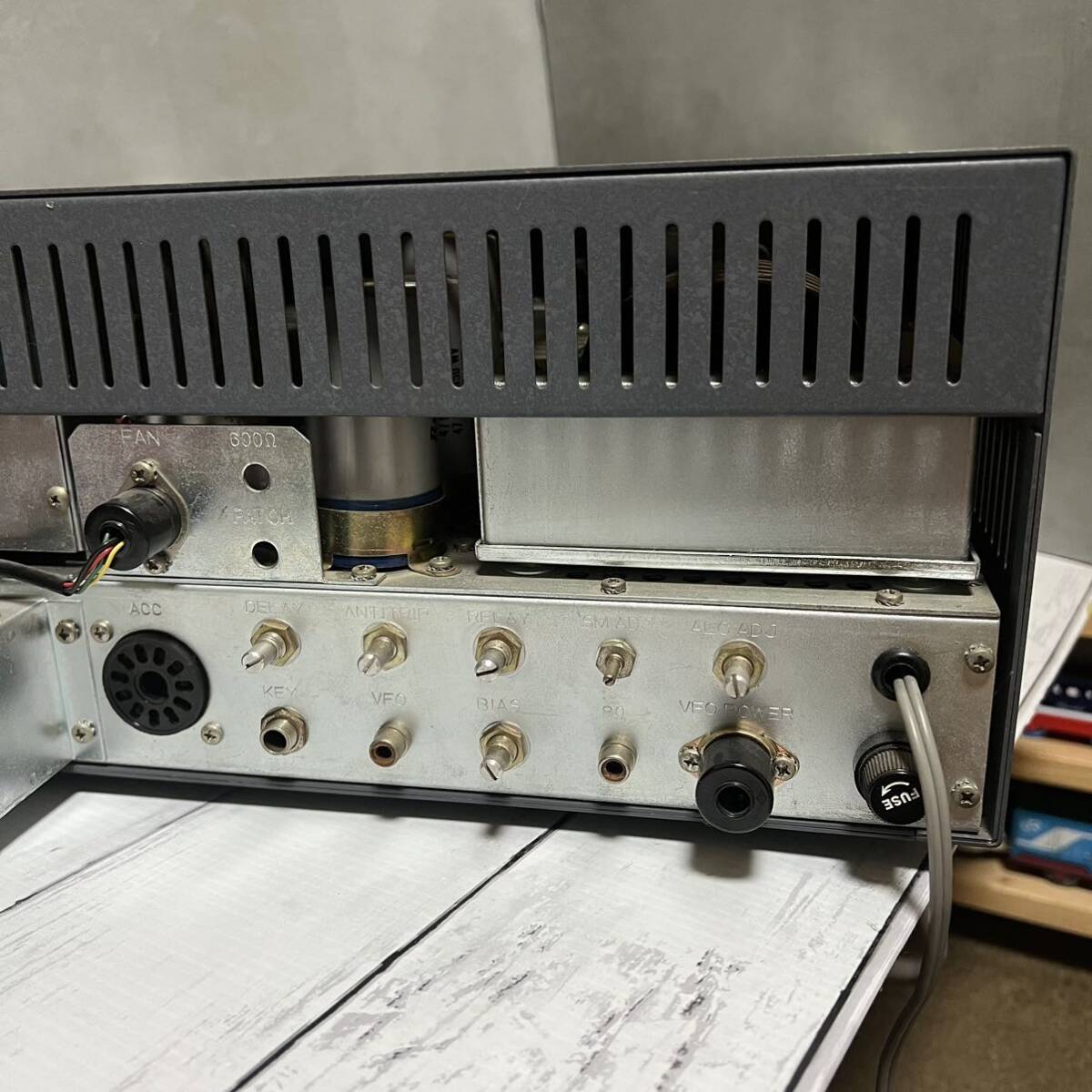 Yahoo!オークション - 【通電確認済】YAESU/八重洲無線 FT-401S アマチ...