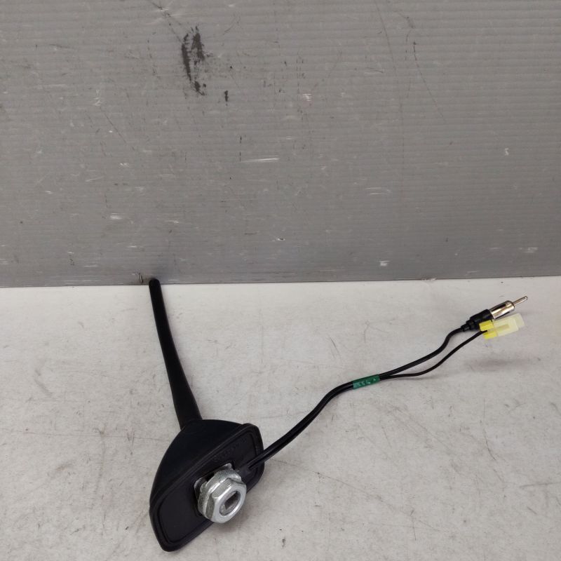 Yahoo!オークション - E11／NE11 ノート 純正 アンテナ 1D3...