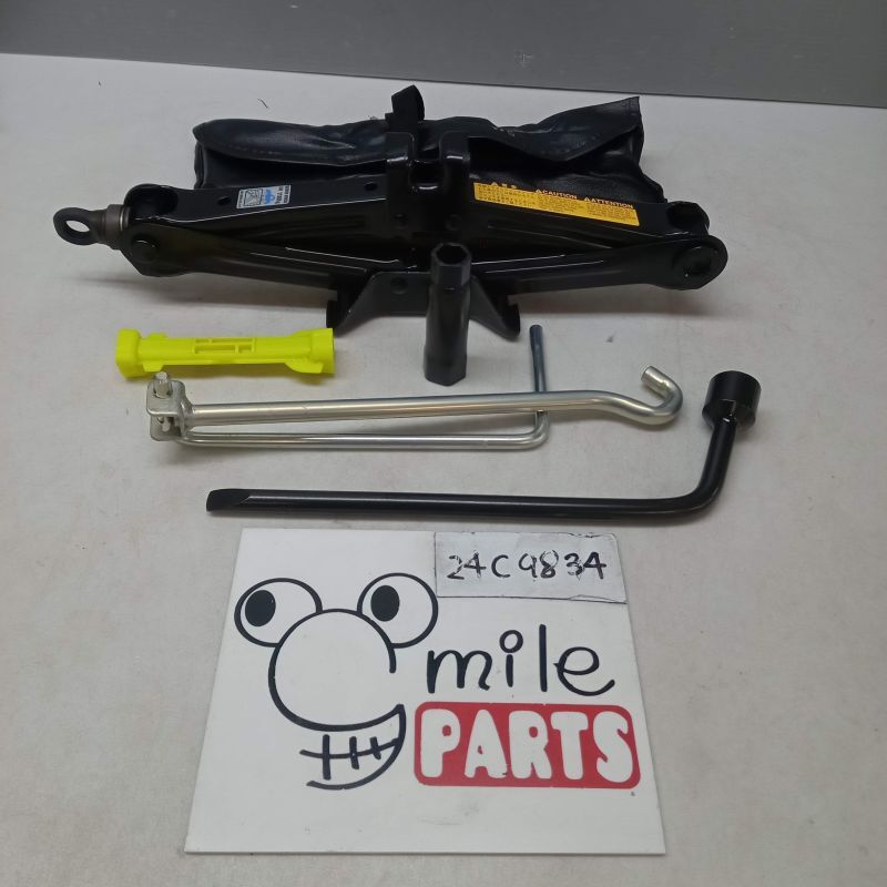 Yahoo!オークション - ZGE20G／ZGE20 ウィッシュ 純正 ジャ...