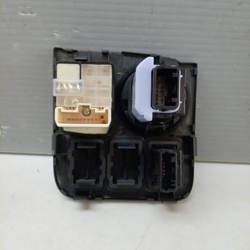 Yahoo!オークション - ZGE20G／ZGE20 ウィッシュ 純正 エン...