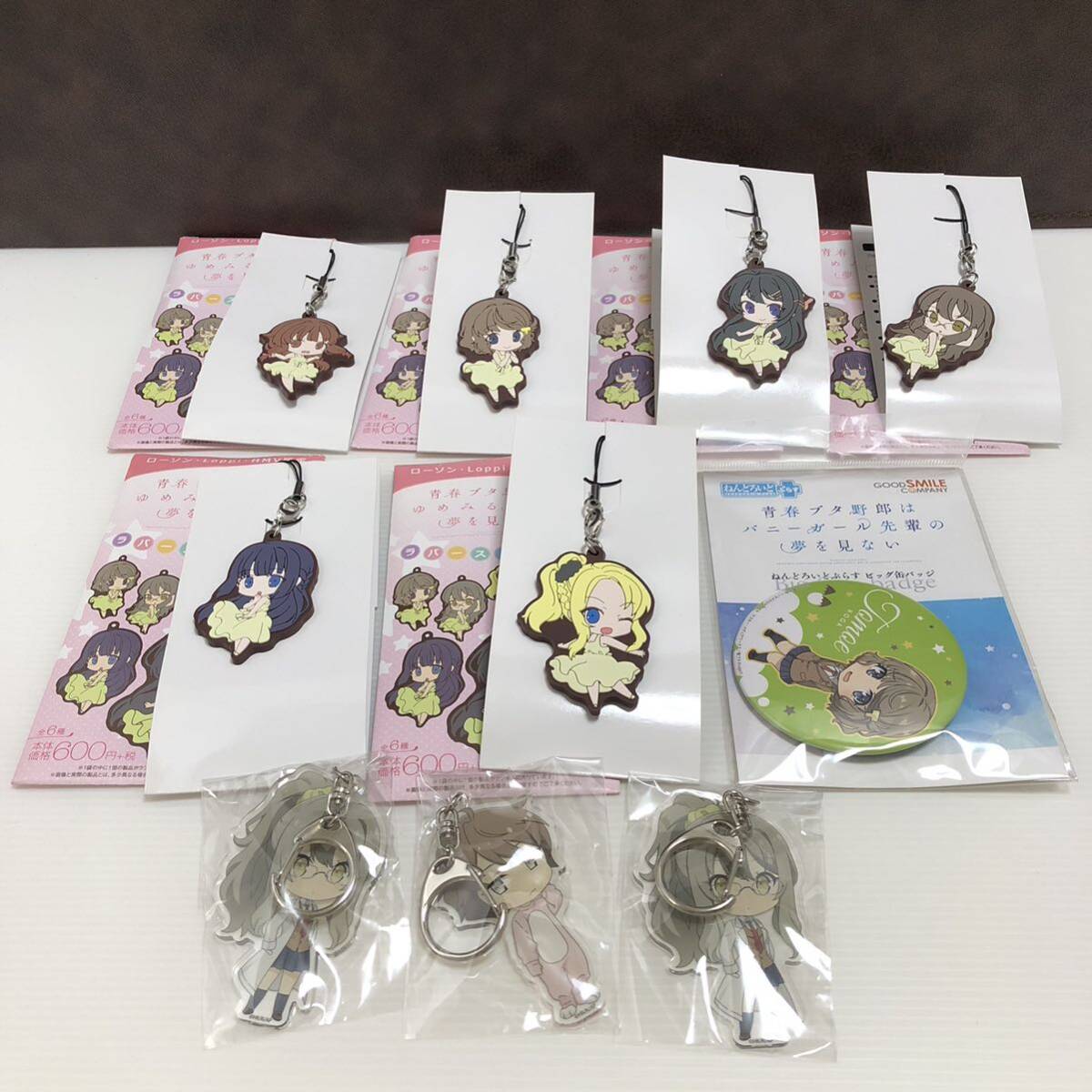 Yahoo!オークション - m402-0576-15 青春ブタ野郎 青ブタグッズ まとめ...