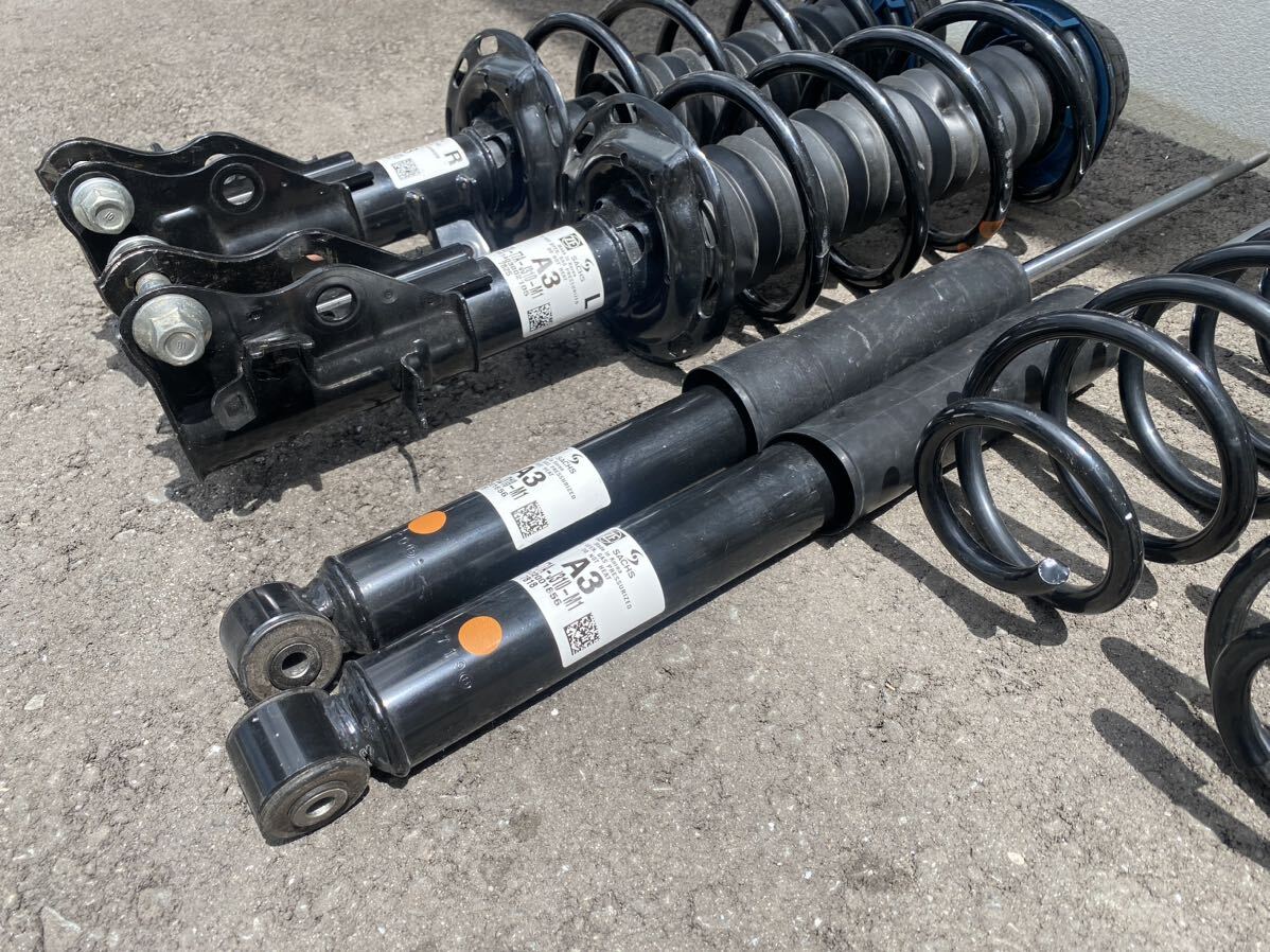 Yahoo!オークション - ホンダ ヴェゼル 純正 RU1 RU2 RU3 RU4 サスペン...