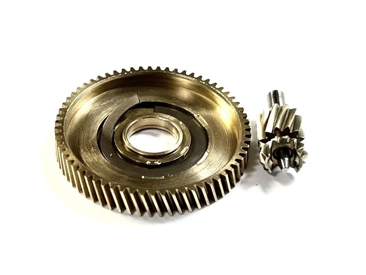 L38 ABU アブ アンバサダー 1500C IAR 右 ピニオン＋メインギアセット #22515 ギヤ比5.3:1 ブラス OLD Ambassadeur Chrome 2500C 品 ...