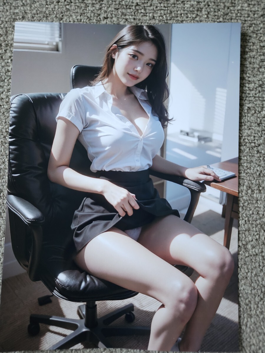 Yahoo!オークション - 1円スタート匿名 A4ポスターセクシー美女 アー...