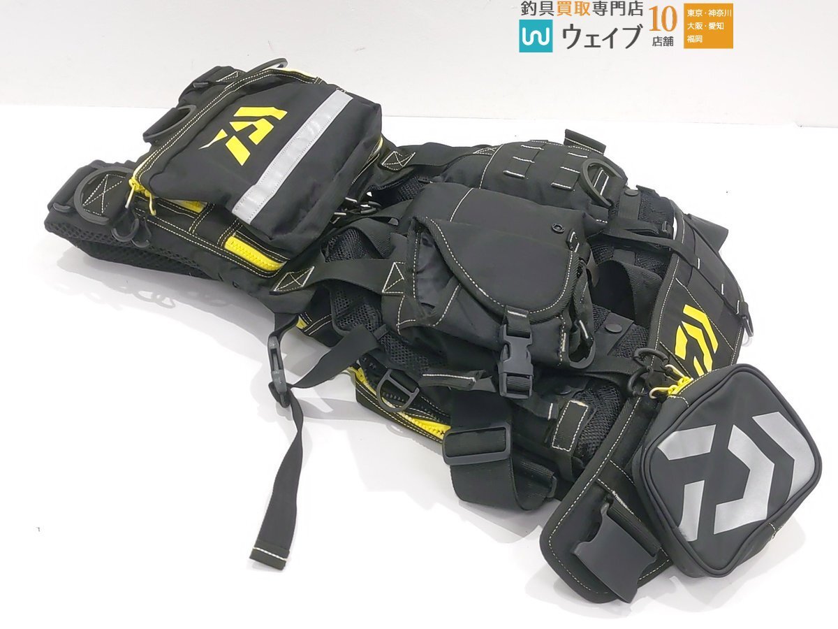 Yahoo!オークション - ダイワ DF-6107 ベンチクールゲームベストIII 美...