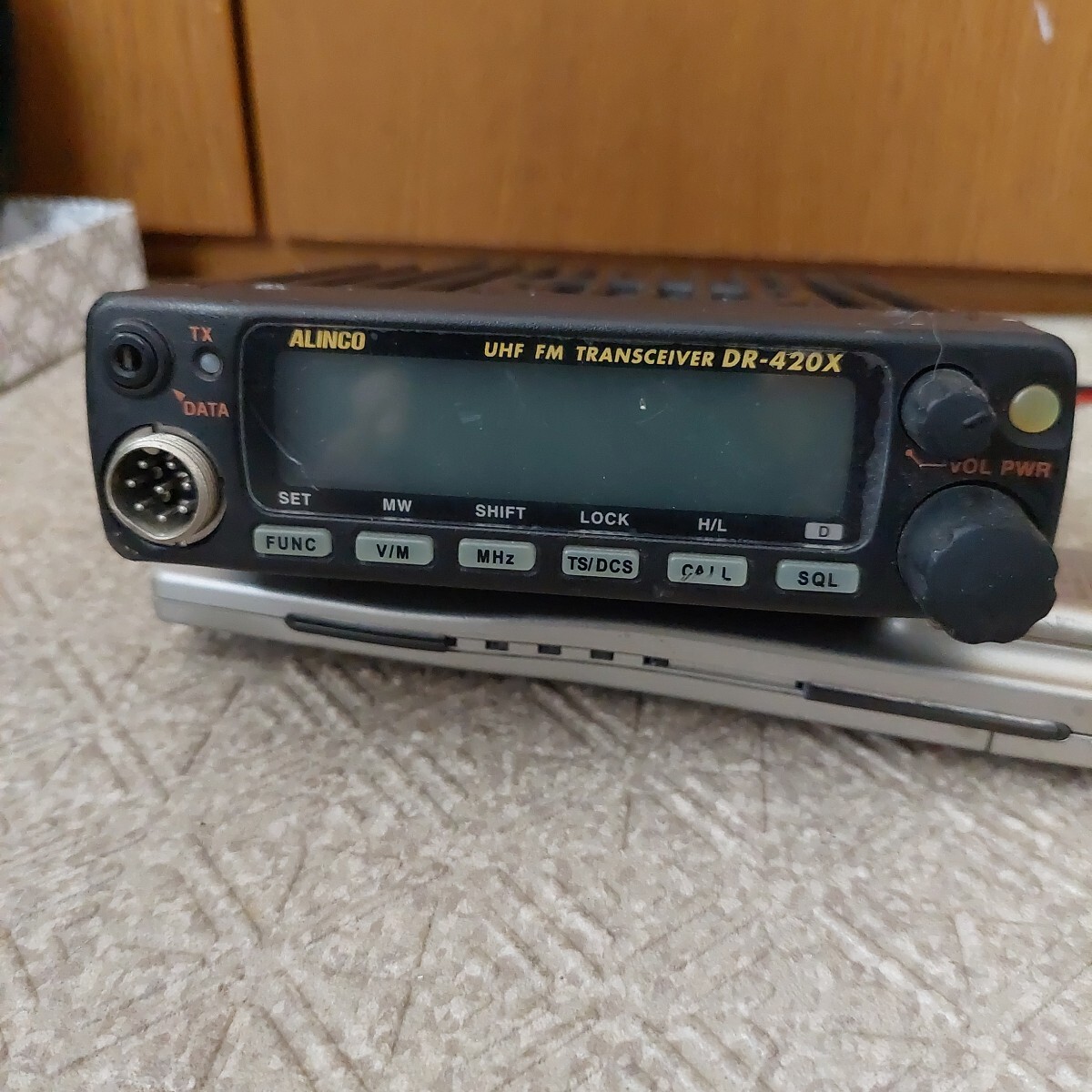 アルインコ 430MHz FM モービルトランシーバー DR-420DX アマチュア無線(モービル)｜売買されたオークション情報、yahooの商品情報をアーカイブ公開 - オークファン ...