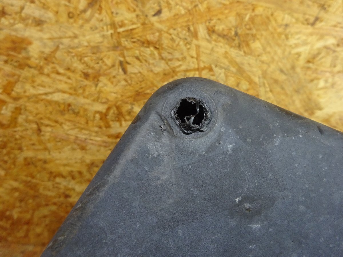 Yahoo!オークション - [G84]ドゥカティM696 純正エアクリーナーボック...