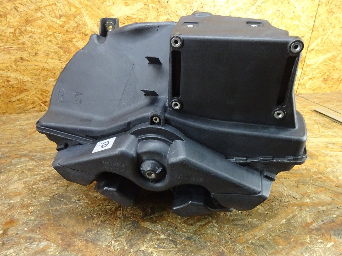 Yahoo!オークション - [G84]ドゥカティM696 純正エアクリーナーボック...