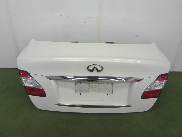 Yahoo!オークション - フーガ DBA-Y51 トランク リッド QAA 白 個人宅...