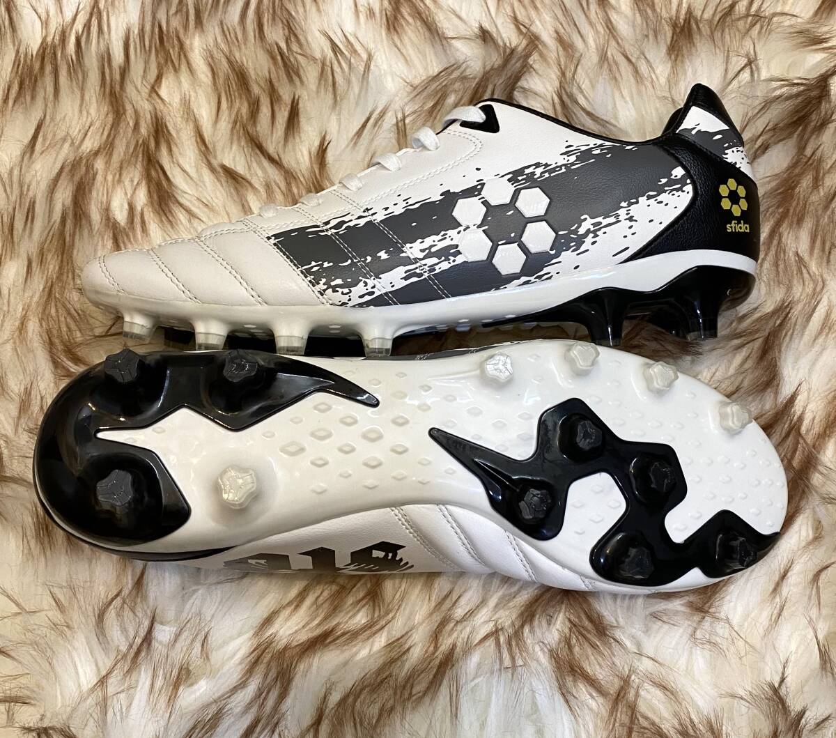 Yahoo!オークション - 《激安即決》sfida PIONIERE HG KL SF-23PN01 28...