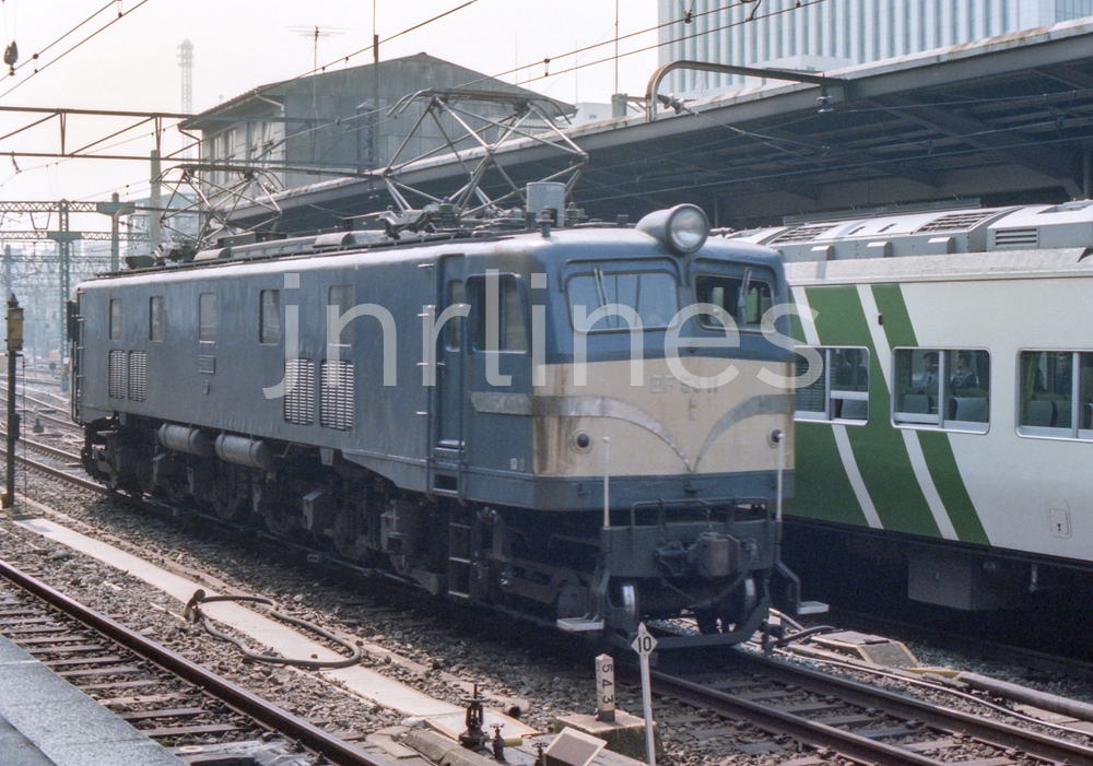 Yahoo!オークション - 〓 国鉄 EF58-11 東京駅11＃ F1EF058001112 ...