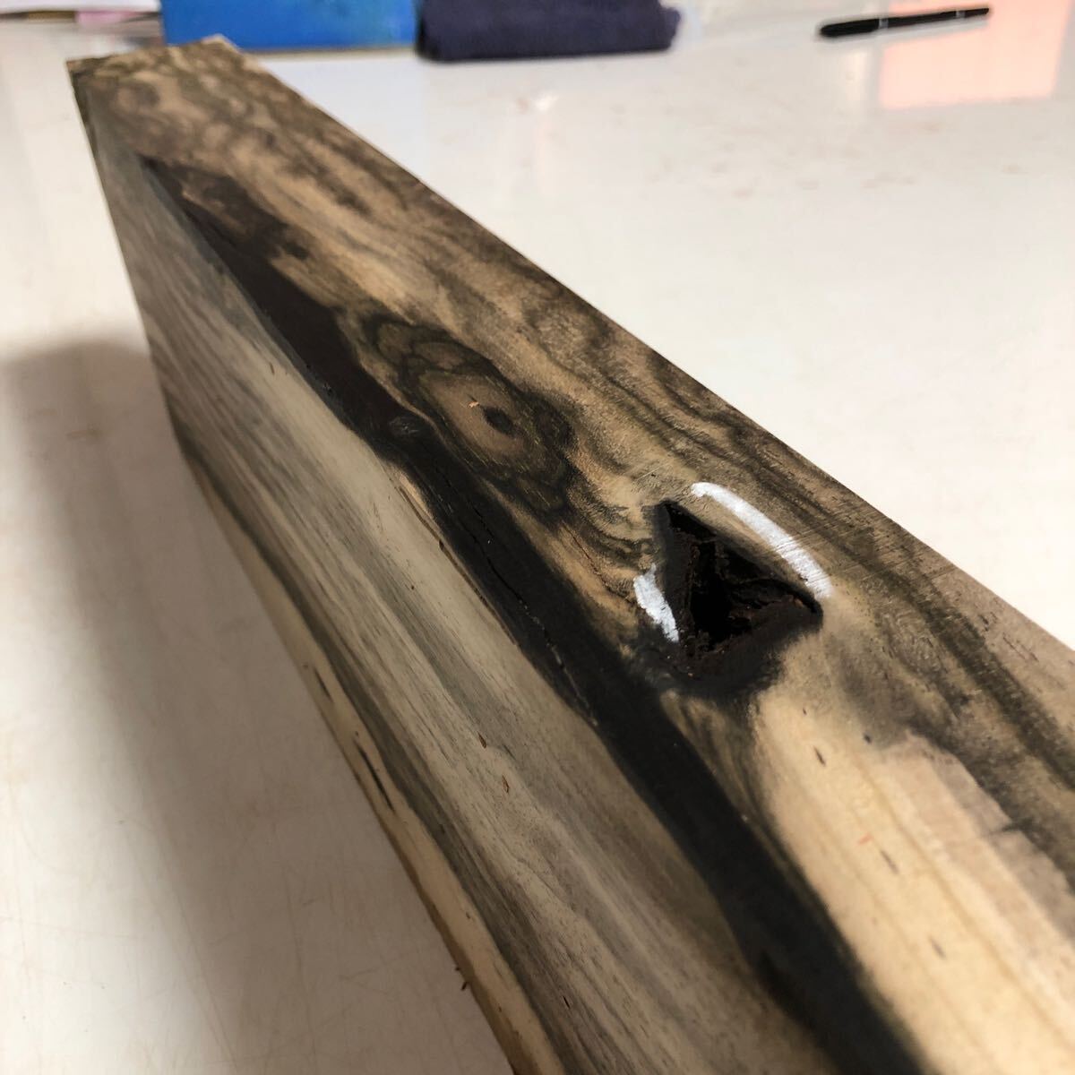 黒柿 孔雀杢 厚板ブロック 削り残りあり 美杢 530〜470×130×58 80サイズ(板、シート)｜売買されたオークション情報、yahooの商品情報をアーカイブ公開 - オークファン ...