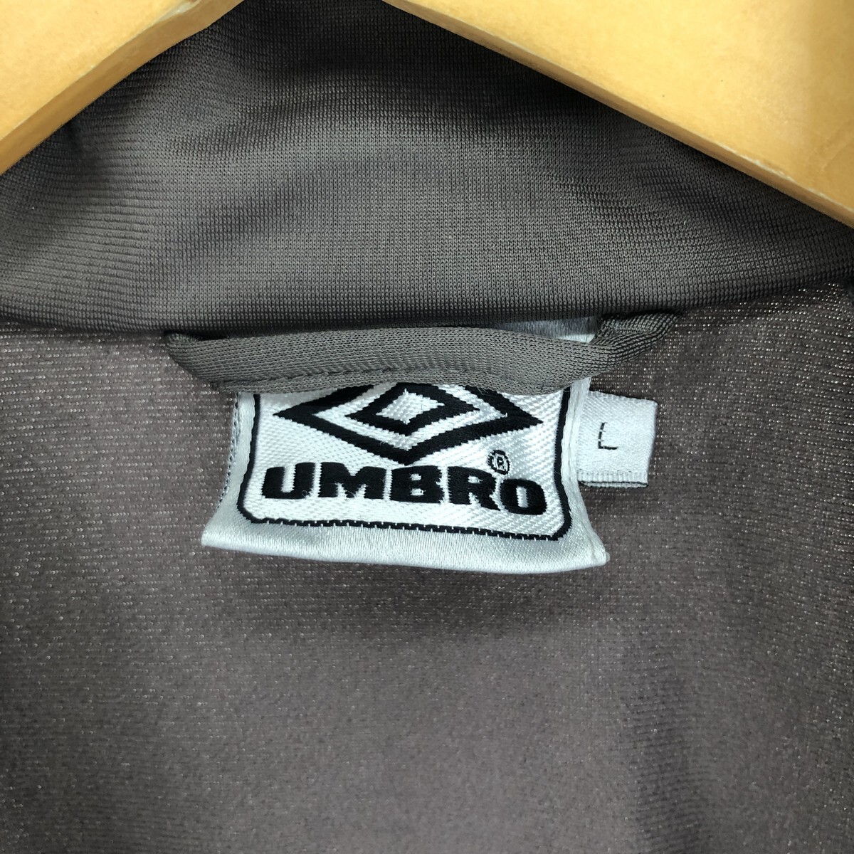 古着 90年代 アンブロ UMBRO ジャージ トラックジャケット 古着 90年代 アンブロ UMBRO ジャージ トラックジャケット
