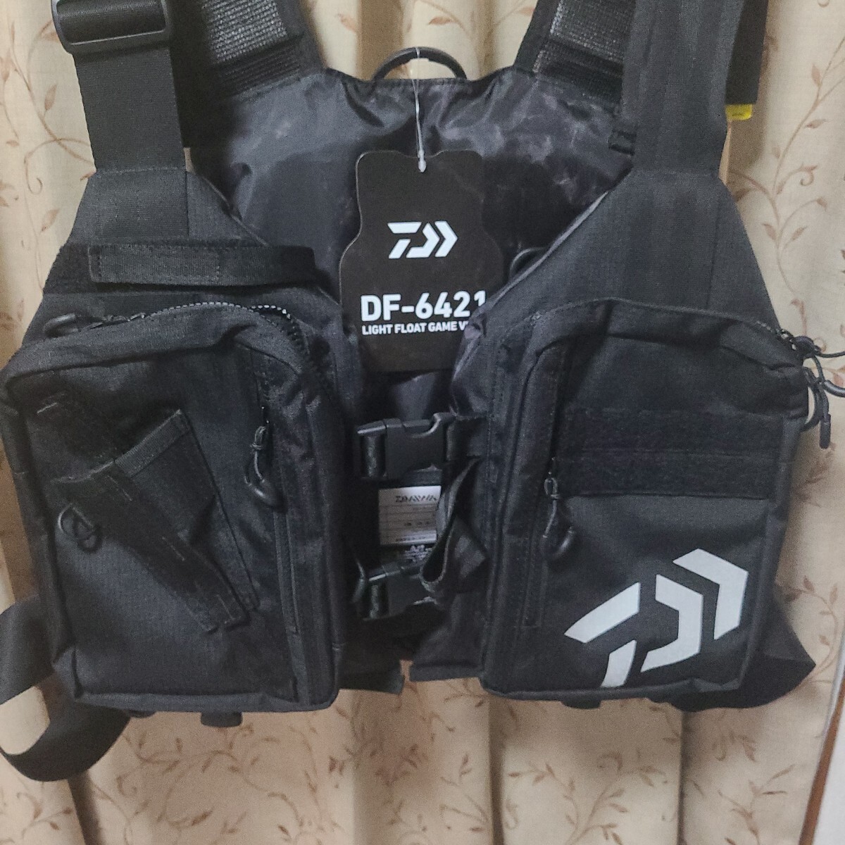 Yahoo!オークション - ダイワ ライトフロートゲームベスト DF-6421 DAI...