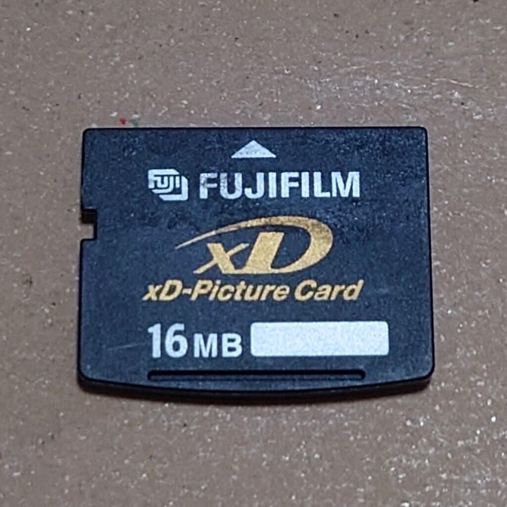 Yahoo!オークション - FUJIFILM xDピクチャーカード 16MB