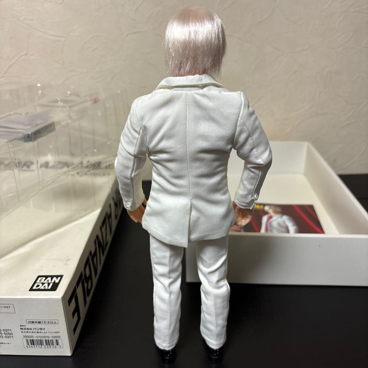 Yahoo!オークション - snoo ホットトイズ 機動戦士ガンダム シャア ア...