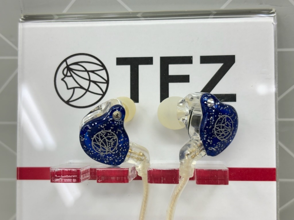 Yahoo!オークション - D303 美品 動確済 TFZ ティーエフゼット グラフ...
