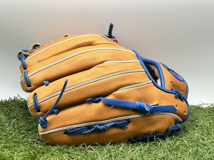 Yahoo!オークション - 【082905】CAWS カウズ 一般用 硬式 内野手用 グ...