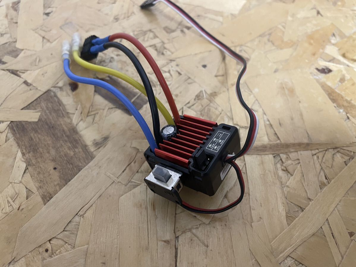 Yahoo!オークション - ホビーウイング アンプ QUICRUN WP-1060ブラシア...