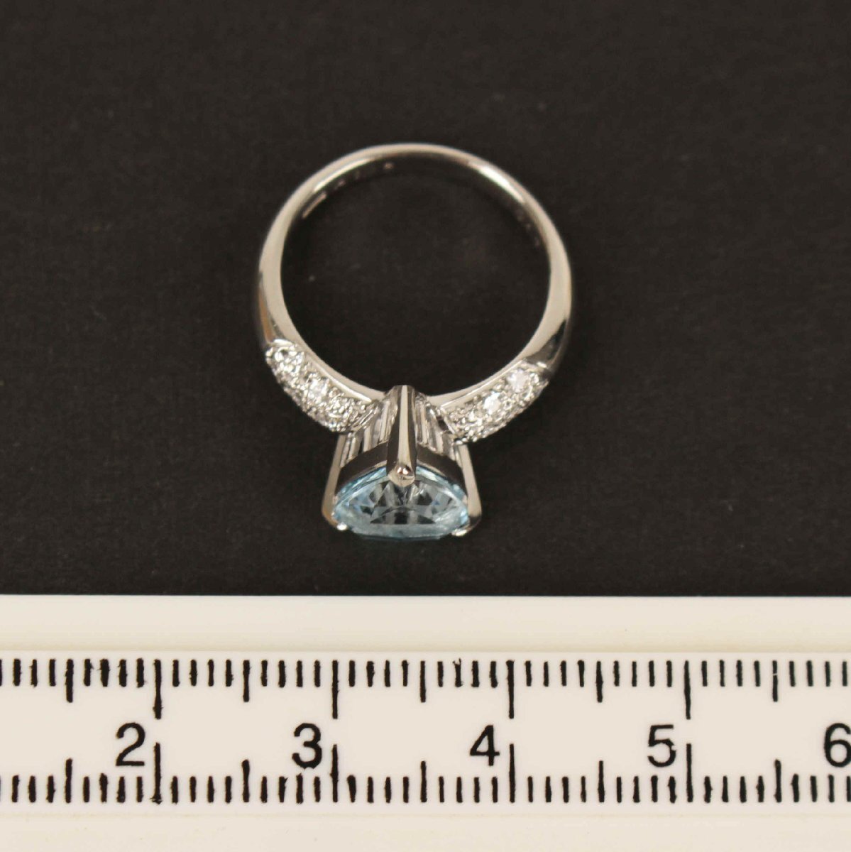 Yahoo!オークション - アクアマリン リング 1.66ct Pt900 8号 プラチナ...
