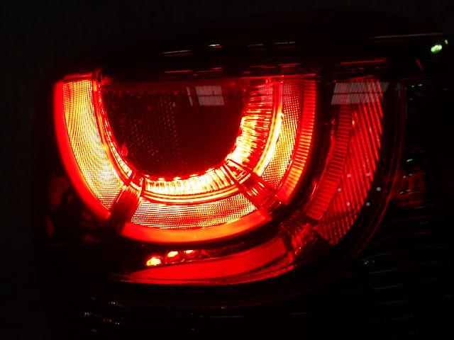 Yahoo!オークション - デミオ DBA-DJ3FS 左テールランプ コイト 220-18...