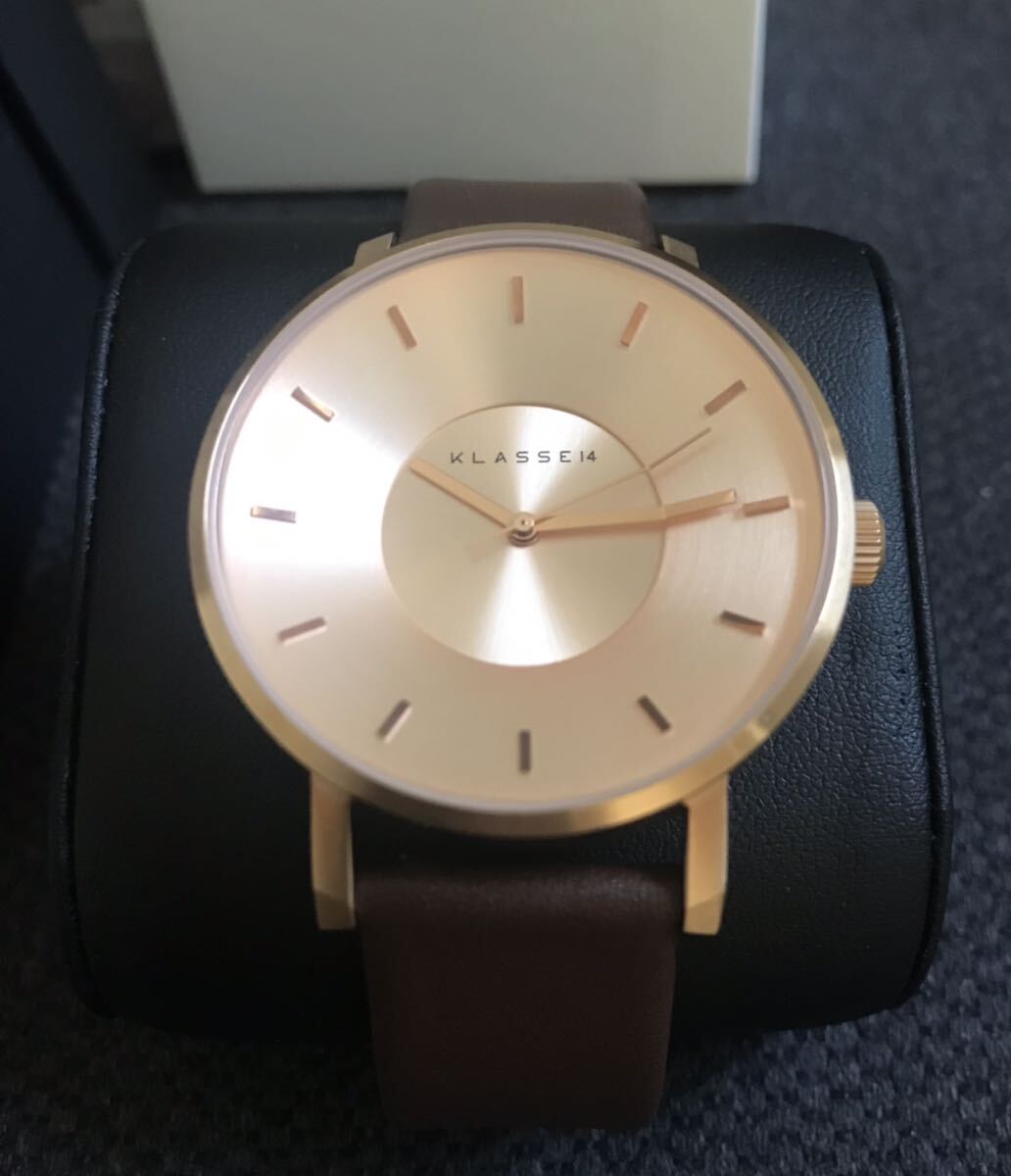 Yahoo!オークション - KLASSE14 クラス14 42㎜ クオーツ 未使用 動作品...