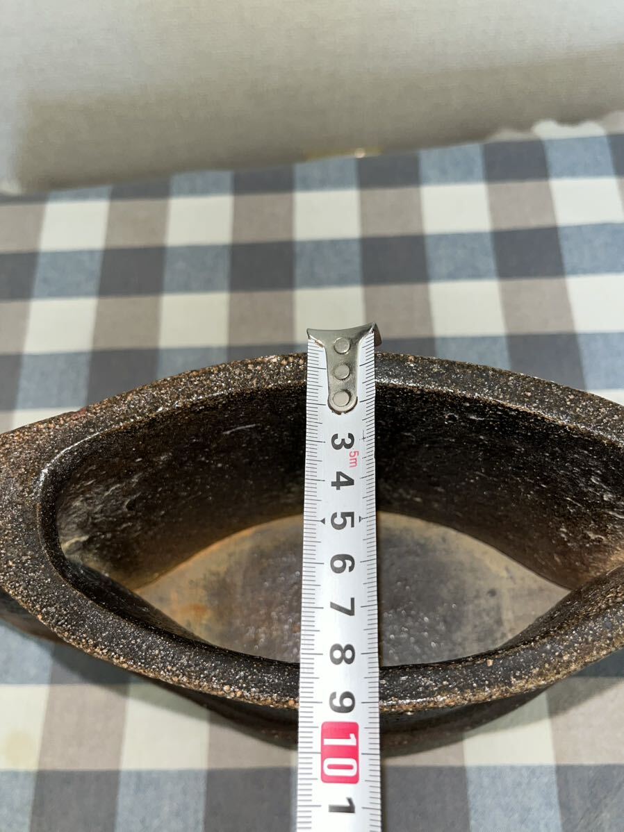 Yahoo!オークション - 【在銘】陶器製 変形 花器 管理A2745 フラワーベ...