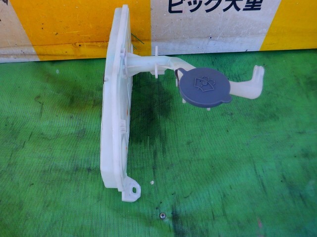 Yahoo!オークション - ニッサン デイズルークス ウォッシャータンク H2...