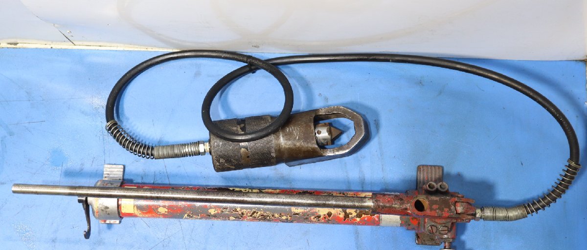 Yahoo!オークション - 140 手動油圧ポンプ メーカー 型番不明 3O-690