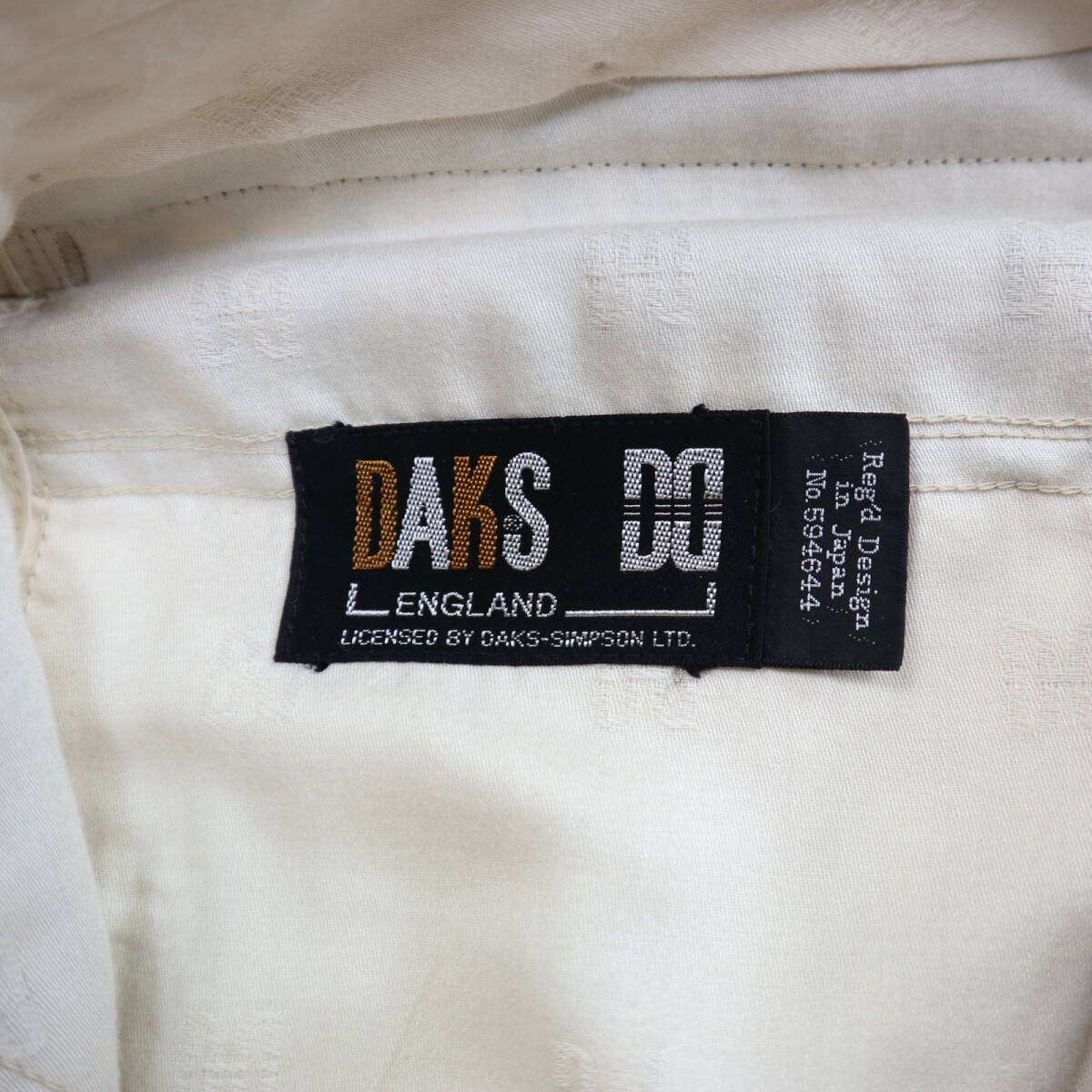 Yahoo!オークション - DAKS ダックス チェック タック入りウールパンツ...