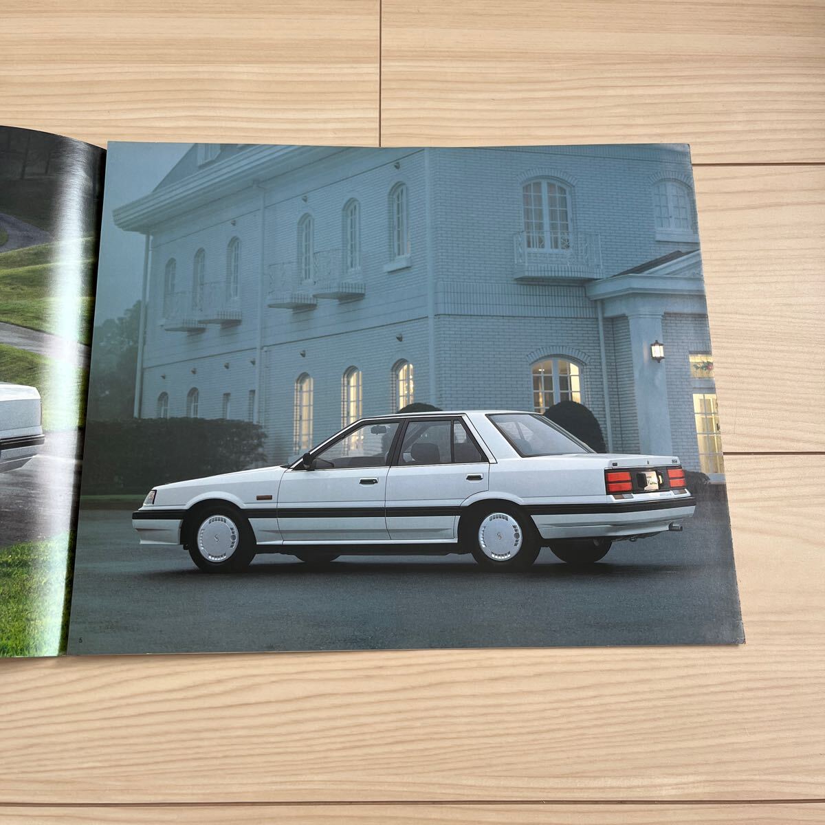 Yahoo!オークション - 日産スカイライン 4ドアセダン 1800リミテッド ...