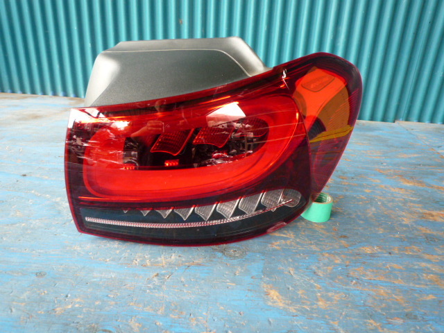 Yahoo!オークション - BF175 ベンツ W247 Bクラス テールライト 右 A24...