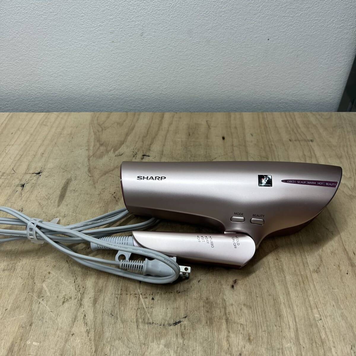 Yahoo!オークション - シャープ SHARP ヘアドライヤー IB-JP9 ピンク系...