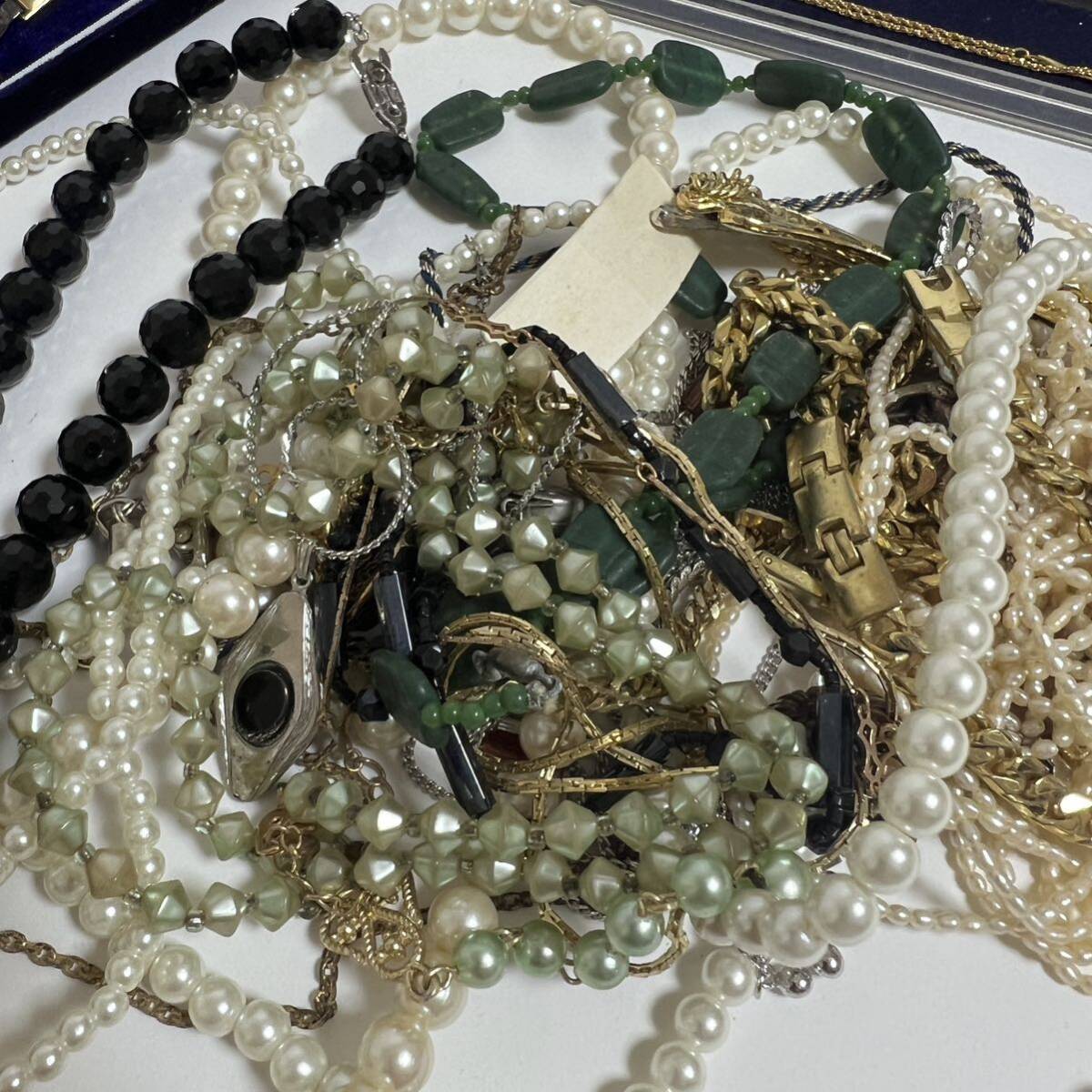 遺品整理品 パール 真珠 メッキアクセサリー 925 SILVER 刻印 ネックレス イヤリング 指輪 等 まとめ(その他)｜売買されたオークション情報、yahooの商品情報をアーカイブ公開 ...