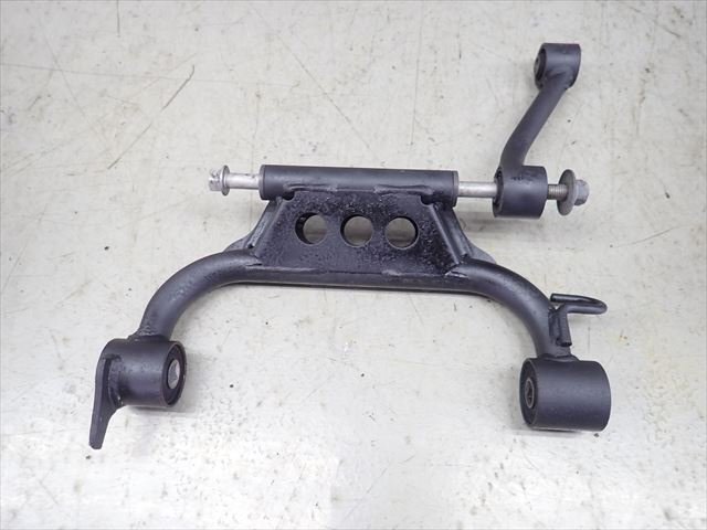 β240816-3 ヤマハ シグナスX SE12J キャブ車 H17年式 純正 エンジンハンガー エンジンマウント 破損無し(その他)｜売買されたオークション情報、yahooの商品情報を ...