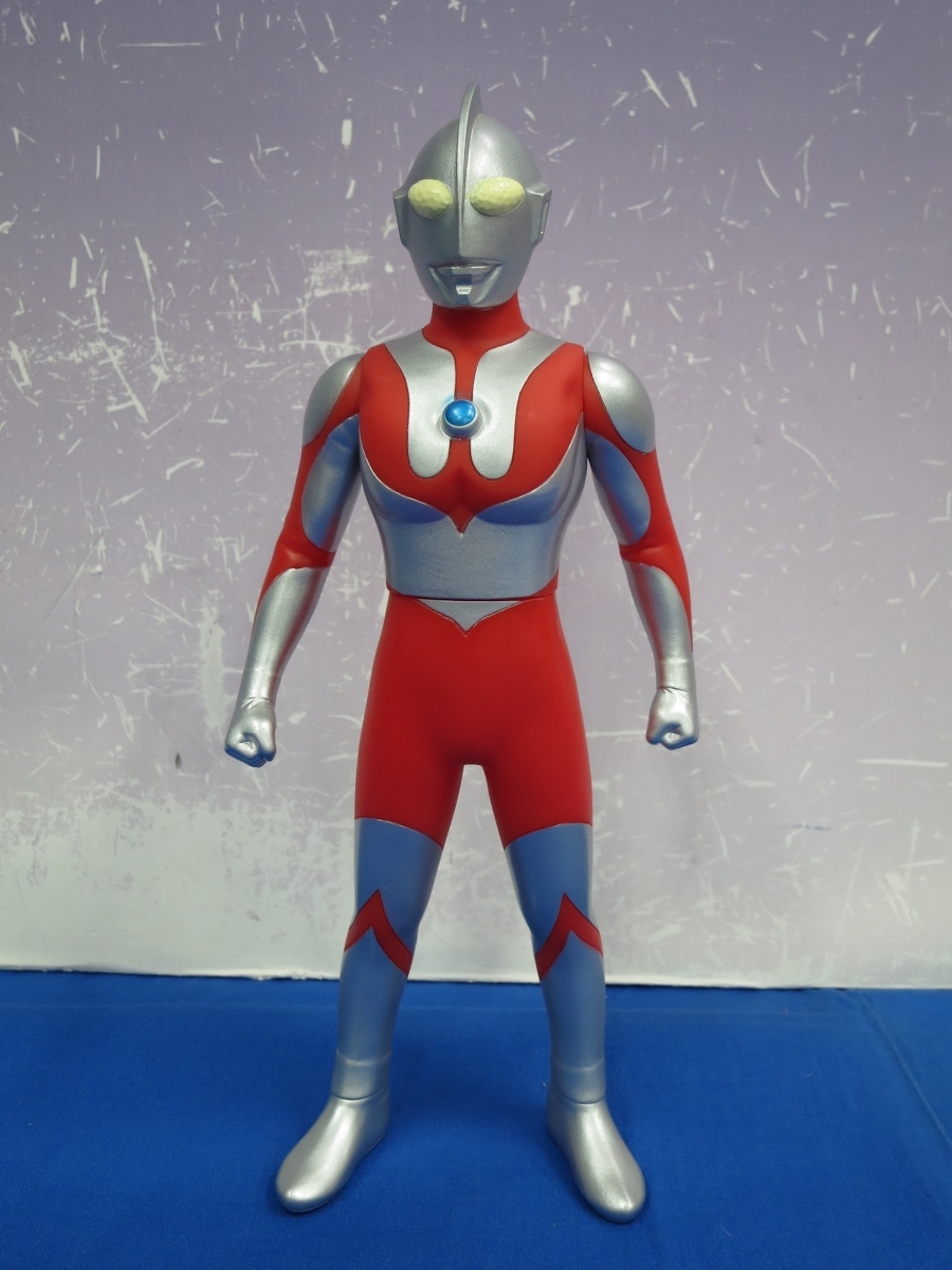 Yahoo!オークション - C13 ウルトラマン ソフビ 約24cm